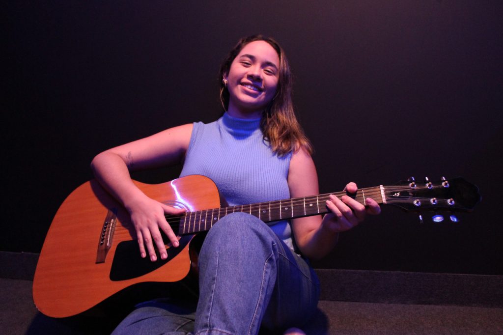 ‘Regresar a ti’ narra una experiencia de la cantautora Gaby de la Rosa ...